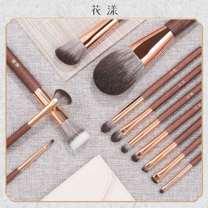 メイクブラシセット 毛ふわふわ 化粧道具 ビューティー チーク アイシャドウ パウダー 筆 柔らかい 人工 繊維 収納 ケース 付き スポンジ