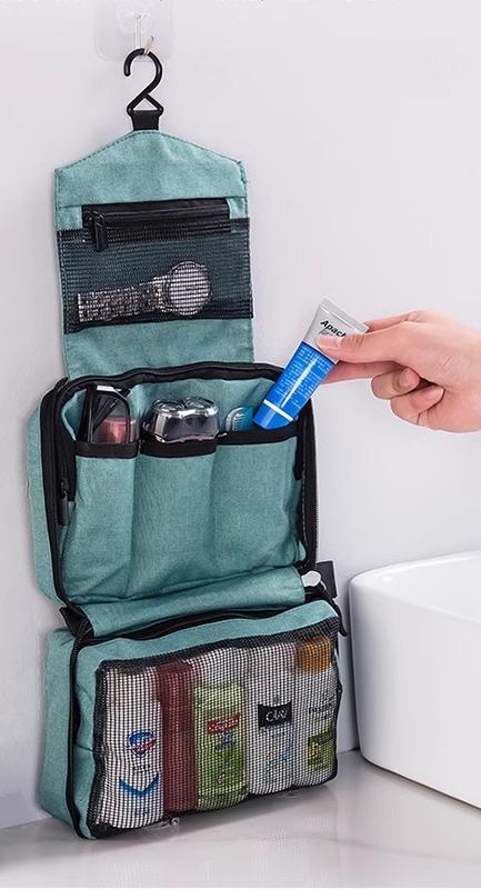 収納ポーチ 旅行 アメニティ メイク用品 バッグ メンズ レディース ビジネス 出張 防水 大容量 持ち運び 便利 グッズ チャック ポケット 黒 緑 ピンク 英文字ロゴ