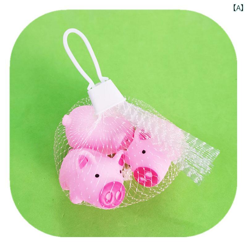 おもちゃ 水遊び プール お風呂 入浴 キッズ バス グッズ 赤 タコ 魚 ピンク ブタ 黄色 クマ 動物 海洋生物 音が鳴る 人形 置物 楽しい 玩具 ゴム メッシュ 袋 付き PVC