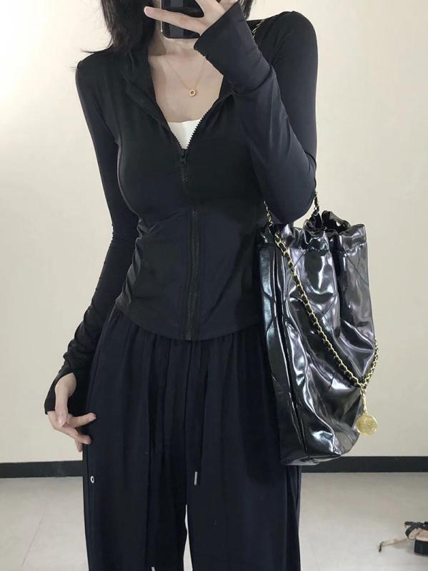 日焼け防止 パーカー レディース ひんやり 涼しい 夏 薄手 長袖 通気性 軽量 ジップアップ スリムフィット ポケット フード アウトドア レジャー 黒 白 グレー 大人 シンプル
