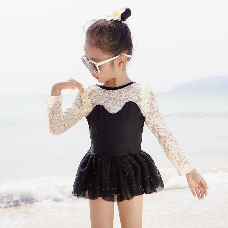 素材構成：ポリエステル繊維90 ポリウレタン弾性繊維(スパンデックス)10