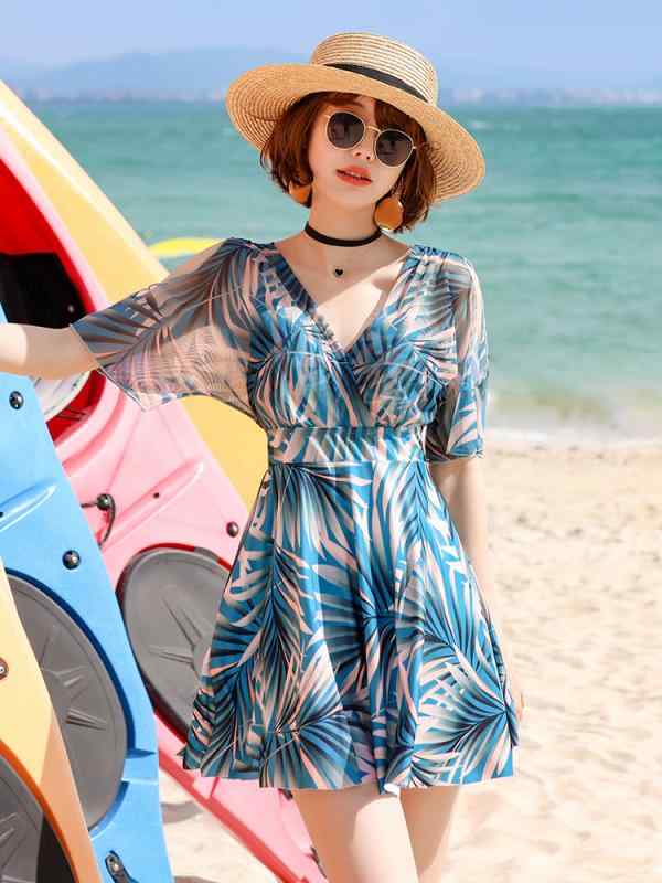 サイズ: 2XL 3XL ML XL 4XL該当する性別：女性人気の要素: バックレス色の分類：グリーン.ブルー.パウダーブルー水着タイプ：カジュアル水着袖丈: 半袖チェストパッド：有ワイヤー：有素材：ポリエステル・ポリウレタン弾性繊維（ス...