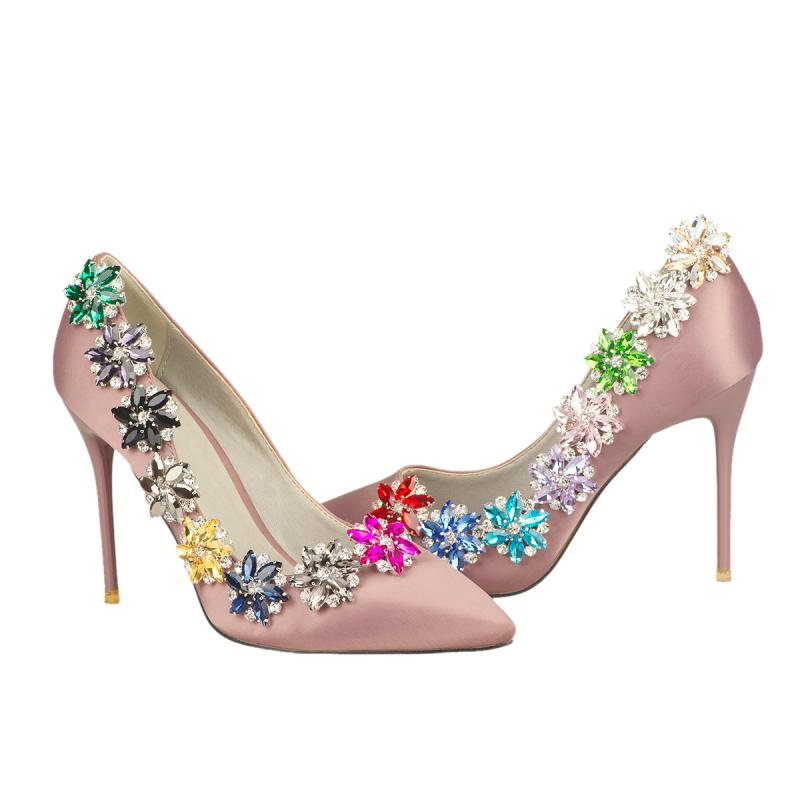 靴 に 付ける アクセサリー 飾り パンプス サンダル 普段使い 外出用 大人 レディース 上品 キラキラ 小さめ 取り外し可 花 ピンク ゴールド 青 おしゃれ