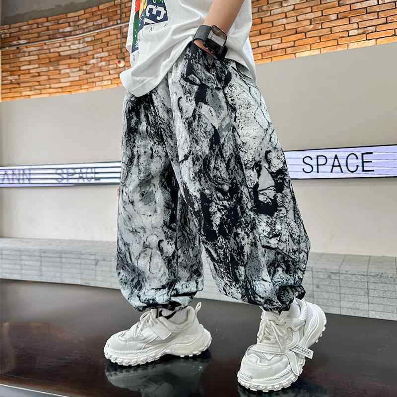 子供服 男の子 ズボン 男児 キッズ 大きいサイズ 夏 薄手 防蚊 カジュアル ゆったり ルーズ バルーン ランタン パンツ 黒 水墨