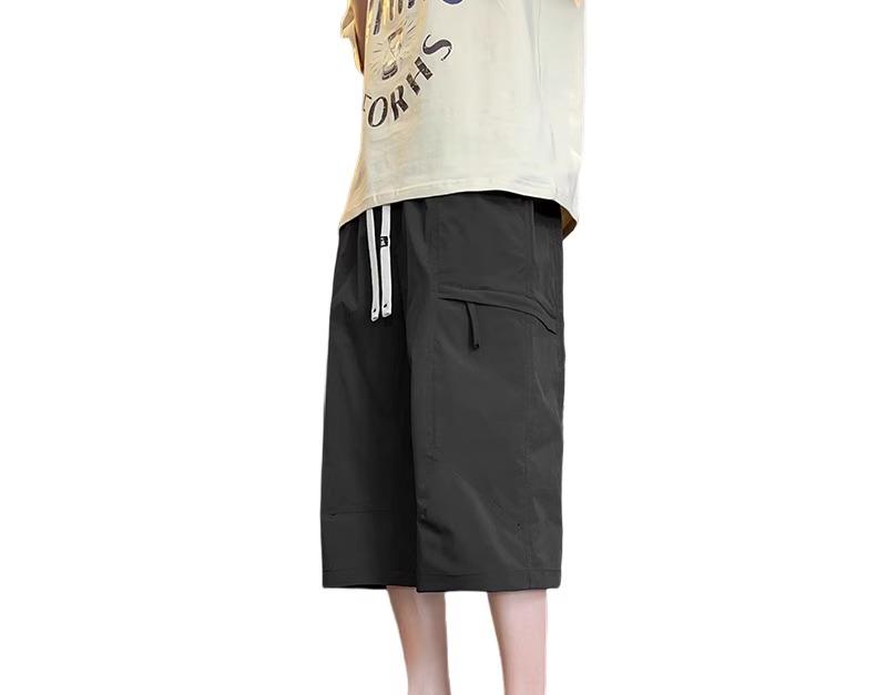 生地：ポリエステル繊維