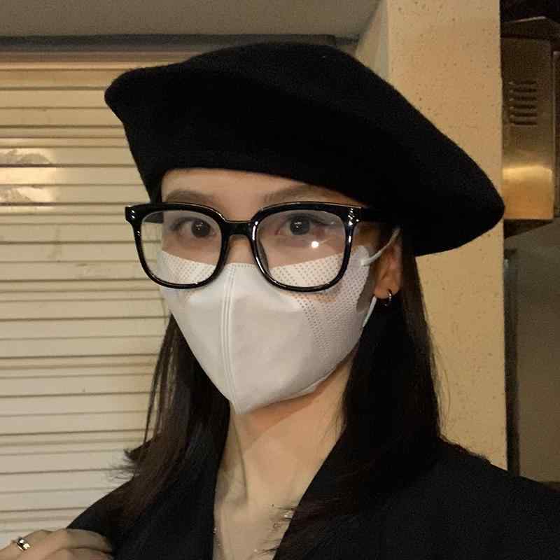 主な素材: ポリエステル繊維