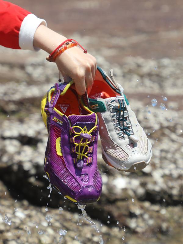 機能: 衝撃吸収.滑り止め.耐摩耗性.通気性.速乾性.サポート.バランスのとれた軽量閉鎖方法: 調整バックル時期: 春商品シリーズ：アウトドア用河川トレーシングシューズアウトソール素材：耐摩耗性滑り止めラバーインソール素材: EVAフォーム...