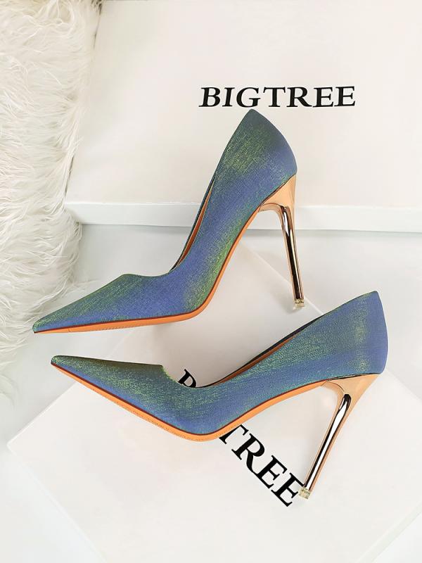 ソール素材: ラバー表面素材: サテン