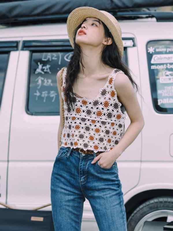 サイズ: フリーサイズ人気の要素: くり抜き長さ: 短い服装バージョン：ストレート素材構成: 綿