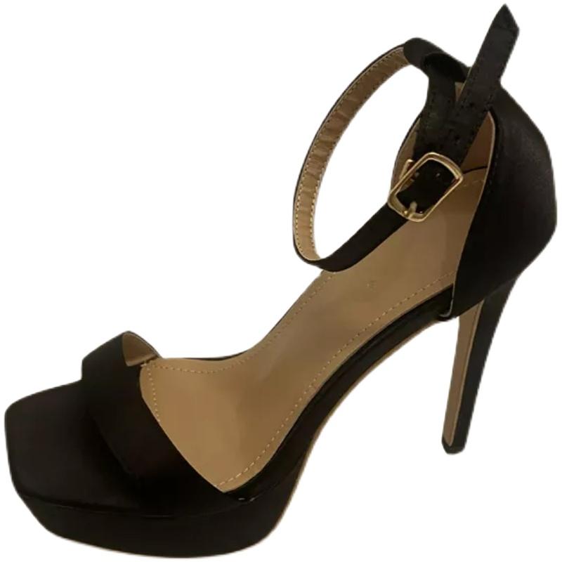 人気の要素: 防水性のある靴底ソール素材: ラバー裏地素材: PU皮質の特徴: マット表面素材：スエード