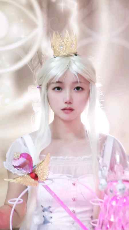 ヘアアクセサリー分類: クラウン