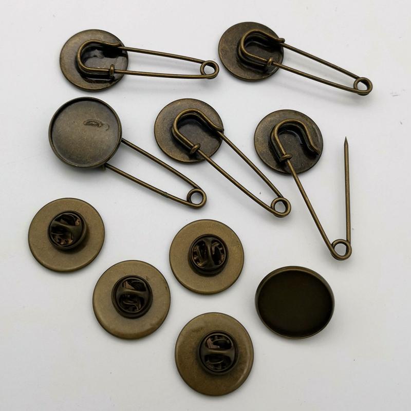 ブローチ台 パーツ 台座 材料 DIY ピン プレート ホルダー 手作り バッジ 蝶 バックル アクセサリー ボタン ラウンド 韓国 トレイ ベース レトロ セット