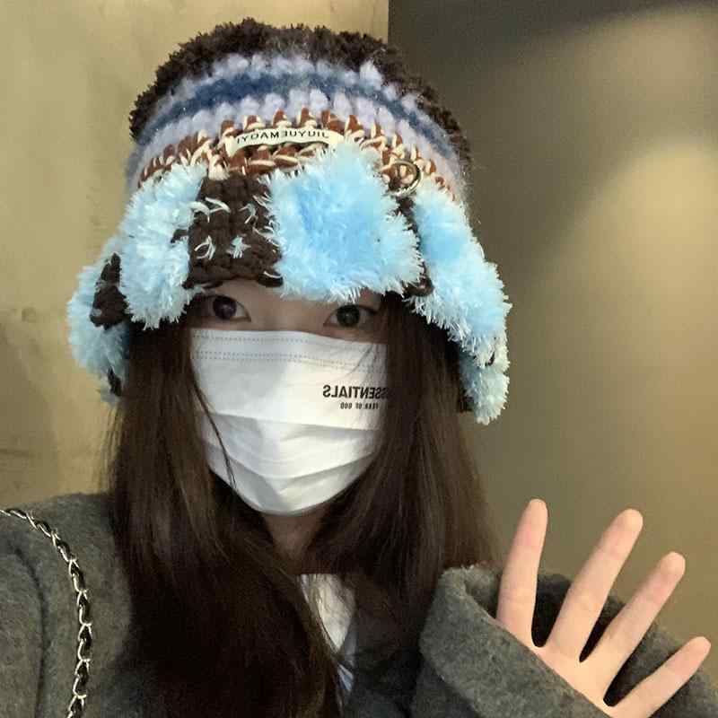 主な素材: アクリル