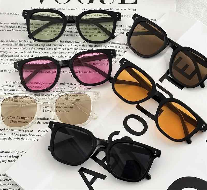 サングラス レディース おしゃれ 女性 メンズ 男性 ユニセックス 韓国 スクエア カラー 普段使い 丸顔 レトロ 黄色 緑 ピンク 黒縁 太 フレーム