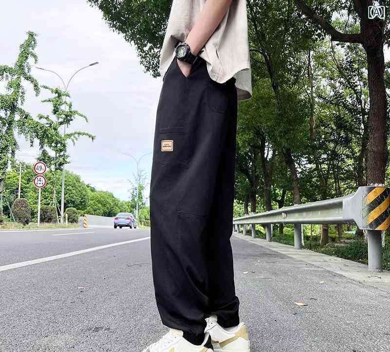 素材構成: ポリエステル繊維100伸縮性：やや伸縮性あり