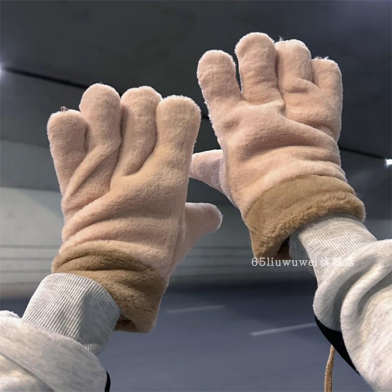 手袋 レディース かわいい 冬 暖かい 防寒 防風 ふわふわ 厚手 5本指 アニマル クマ 猫の爪 肉球 黒 白 ベージュ 男女兼用 カップル 外出 サイクリング プレゼント