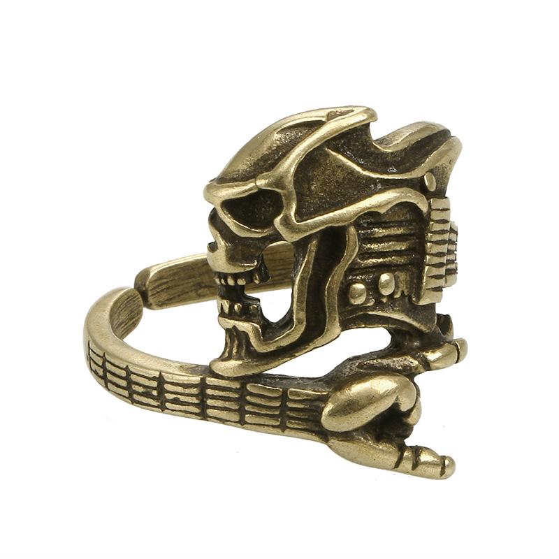 指輪 リング ユニセックス アンティーク調 ブロンズ アクセサリー 装飾 小物 パンク ロック ゴシック 個性的 カジュアル かっこいい スカル