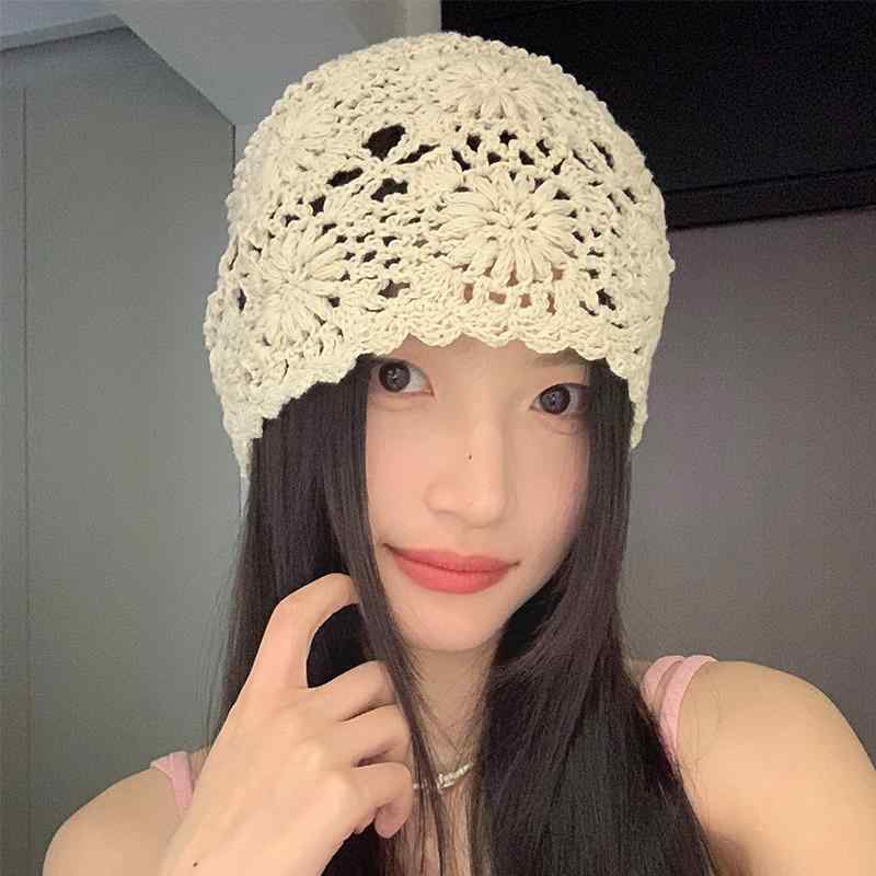 ニット帽 レディース 大人 上品 ウール 春秋 薄手 かぎ針編み 普段使い 外出用 大きめ ゆったり シンプル おしゃれ 花柄 アイボリー 黒