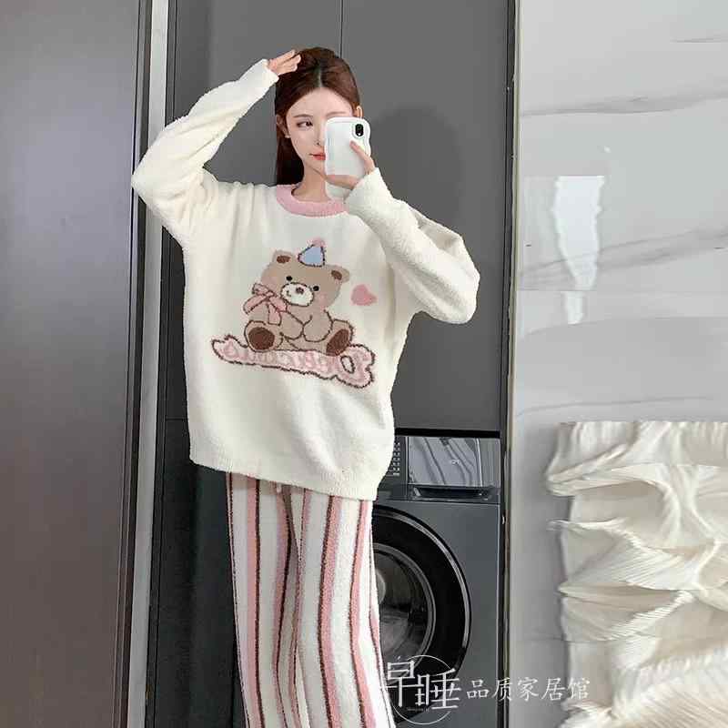 パンツの長さ：ズボンウエスト ：ゴム該当シーン：パジャマ適用季節：秋と冬厚さ: 厚手袖丈：長袖襟のタイプ: ラウンドネック服の前立て: プルオーバーサイズ: フリーサイズ