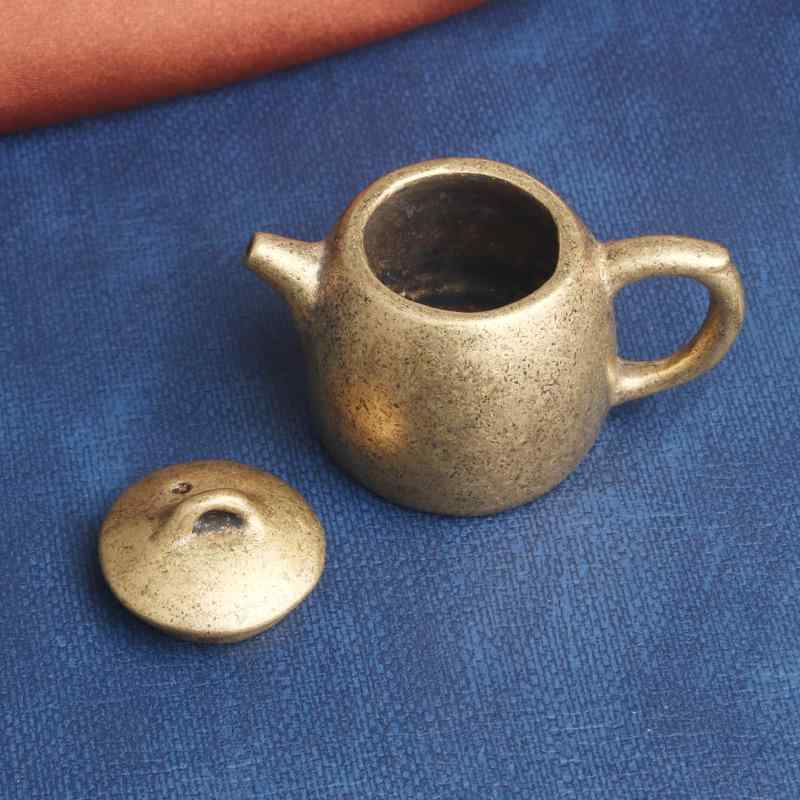 置物 インテリア 真鍮 レトロ 伝統的 ティーポット 卓上 装飾品 チャイナ風 銅 小さめ 軽量 ふた おしゃれ 玄関 リビング 茶壺116g