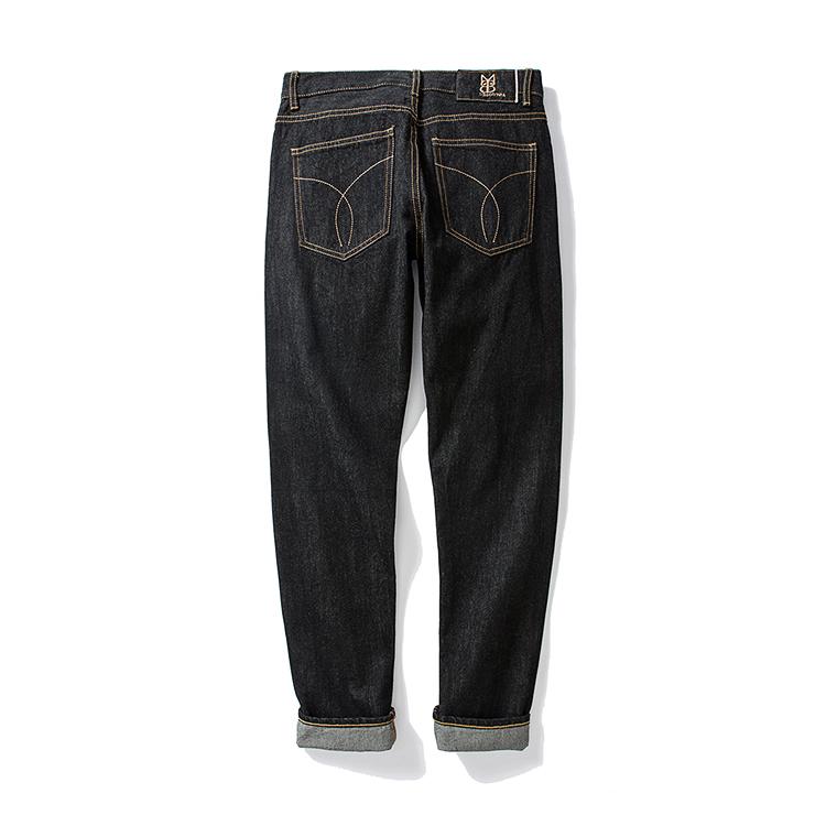 ・カテゴリ: ジーンズ・スタイル: カジュアル・サブスタイル: アメリカンカジュアル・フィット: スキニーフィット・パンツ丈: ロング丈・裾スタイル: ストレート・デザイン: 多ポケット・ウエスト: ミッドウエスト・フロント: ジッパーフラ...