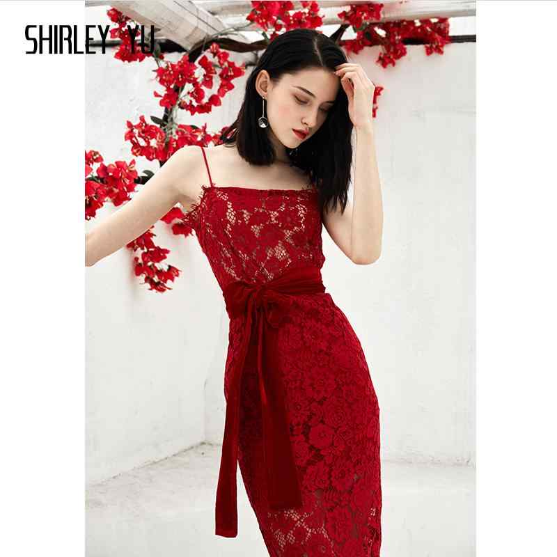 ・柄: 無地・スタイル: エレガント・デザイン: キャミソールタイプ・ウエストタイプ: ハイウエスト・シルエット: タイト・袖丈: ノースリーブ・ドレス丈: ミディ丈・カラー: レッド・サイズ展開: S.M.L・素材構成: ポリエステル・シ...