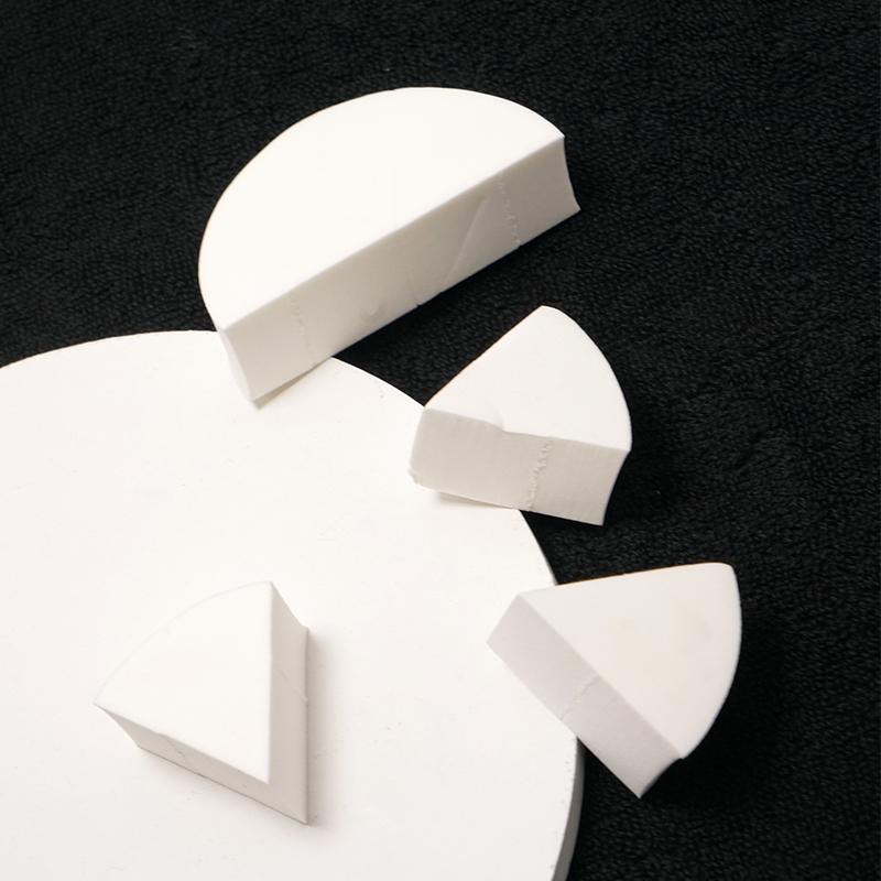 ・品名: パフ・カラー展開: ホワイト・肌タイプ: 全肌質対応・カテゴリ: フェイスメイクツール・規格: 通常