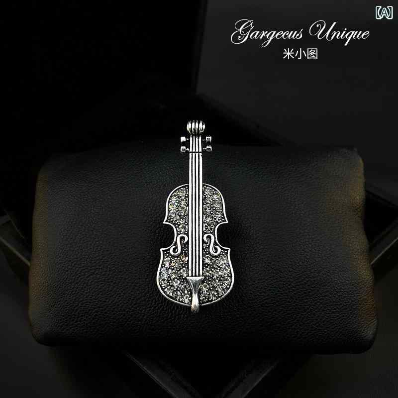 ・スタイル: レトロ.宮廷風・素材: 混合素材・装飾素材: 合金.人工宝石.半貴石・性別: ペア向け・カラー展開: グレー.ダークブルー・