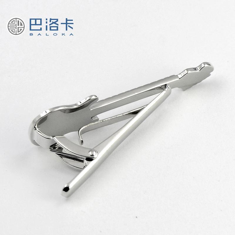 ・カラー: シルバーギター