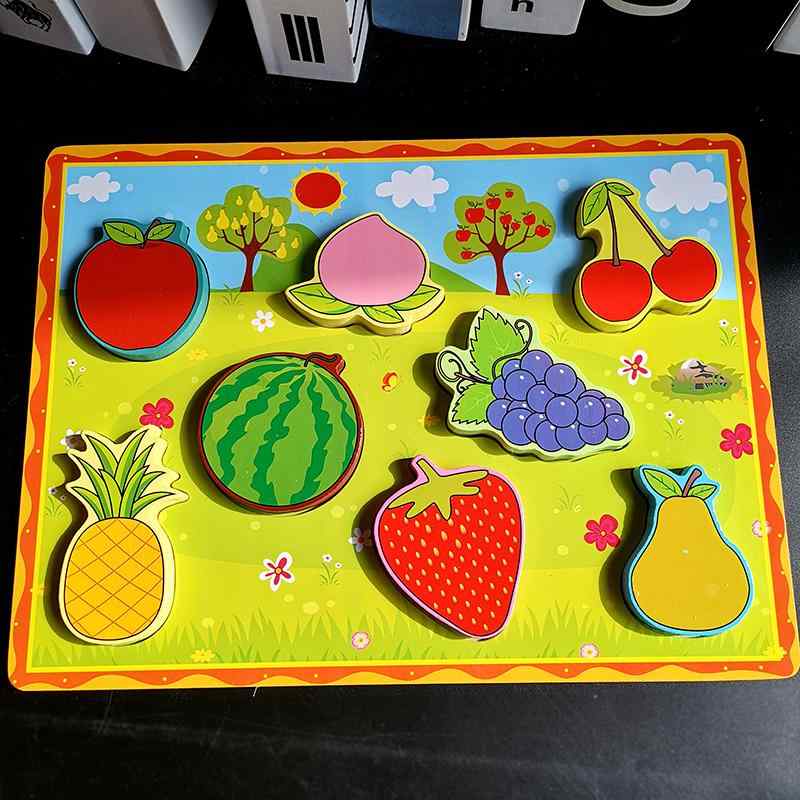 ・カテゴリ: 木のおもちゃ・素材: 木・柄: タングラム.パズル・性別: 男女兼用・カラー展開: ゴールド