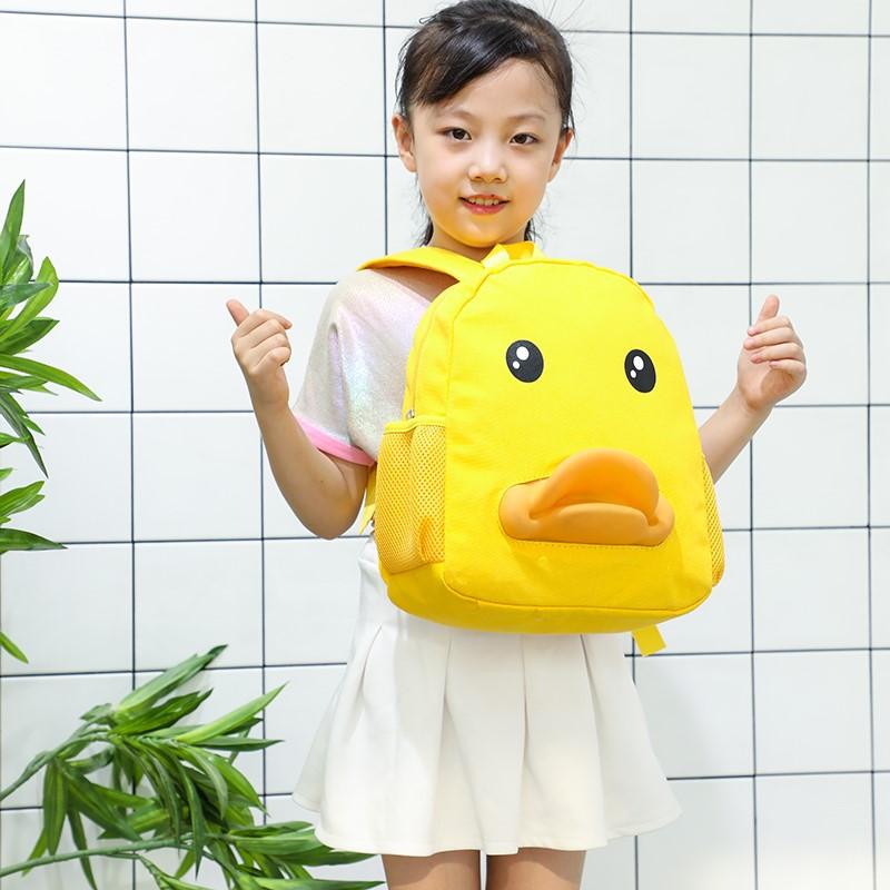 ・名: 小黄鴨・対象年齢: 3歳〜10歳・対象性別: 男女兼用・カラー展開: 小黄鴨（大）.小黄鴨（小）