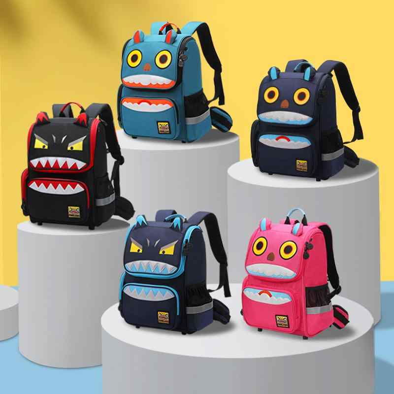 ・対象年齢: 6歳.7歳.8歳.9歳.10歳.11歳.12歳.13歳・対象性別: 男女兼用・カラー展開: 湖ブルー.ローズレッド.ロイヤルブルー.ブラック.スカイブルー・サイズ展開: 小（小学1-3年生向け）.大（小学3-6年生向け）