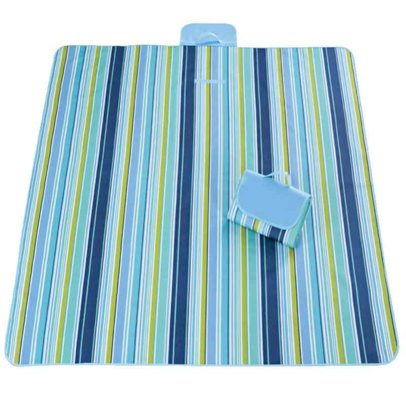 ・カテゴリ: レジャーシート・主な素材: オックスフォード生地・防水層素材: PVC・用途: ビーチ.ドライブ.ピクニック.バーベキュー・カラー・柄展開: 赤ストライプ.グリーンカラーストライプ.ブルーカラーストライプ.アーミーグリーンスト...