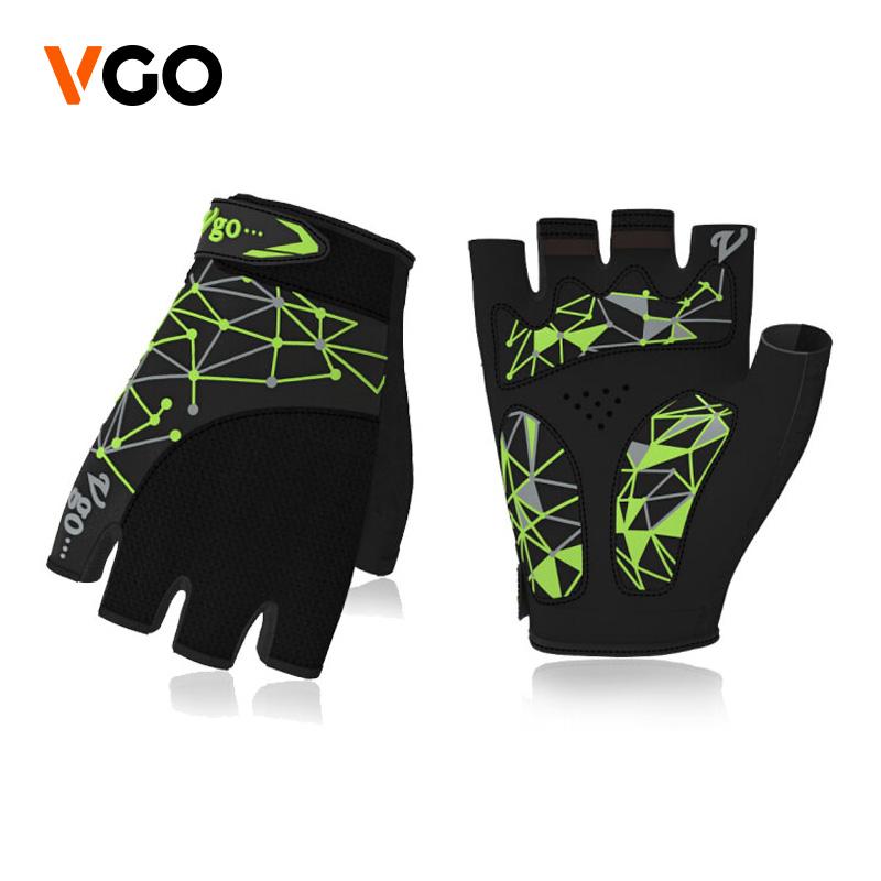 ・適用年齢: 2-3歳向け 3-4歳向け 4-5歳向け 5-6歳向け 6-8歳向け 8-10歳向け・素材: ・スタイル: スポーツ・性別: 男女兼用・カラー展開: 蛍光グリーン ブラックブルー・手袋スタイル: 半指