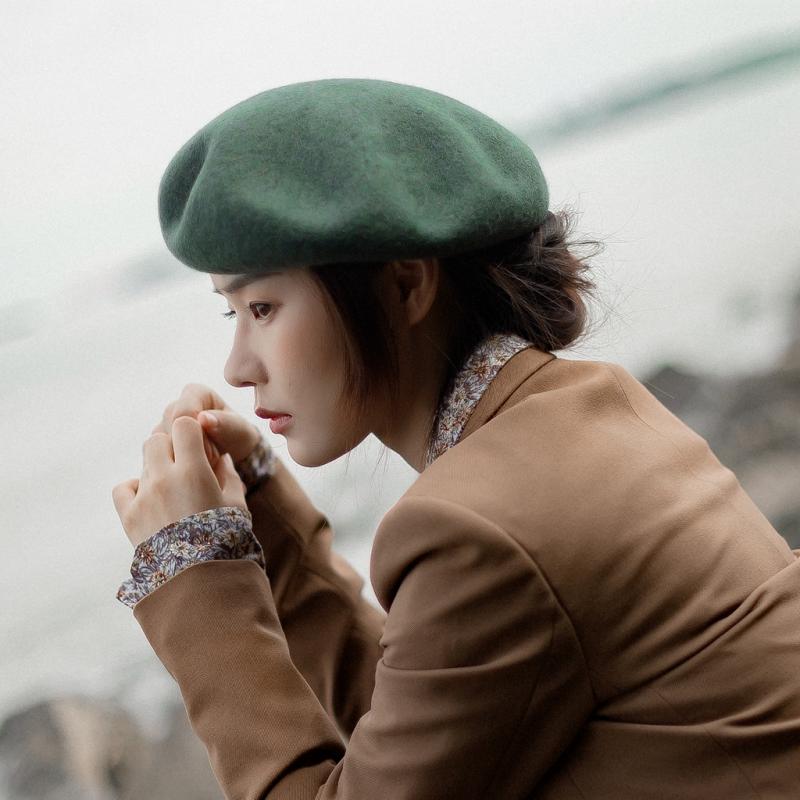・種類: ベレー帽・スタイル: カジュアル・主な素材: 羊毛・サイズ: M（56-58cm）・対象: 女性・対象年齢: 7-14歳.15-19歳.20-24歳.25-29歳.30-34歳.35-39歳・デザイン: 無地・カラー展開: モスグ...