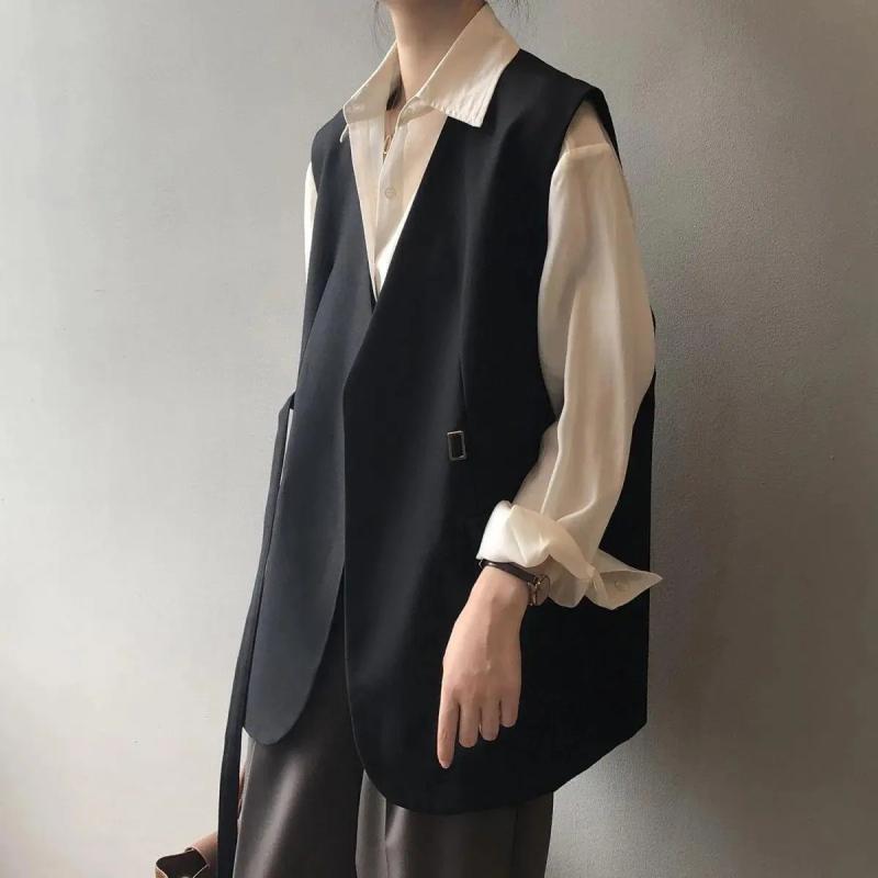 スタイル: オフィス 襟タイプ: - 着丈: 標準 前立て: シングルボタン サイズ: S.M.L.XL カラー: ブラック.コーヒー