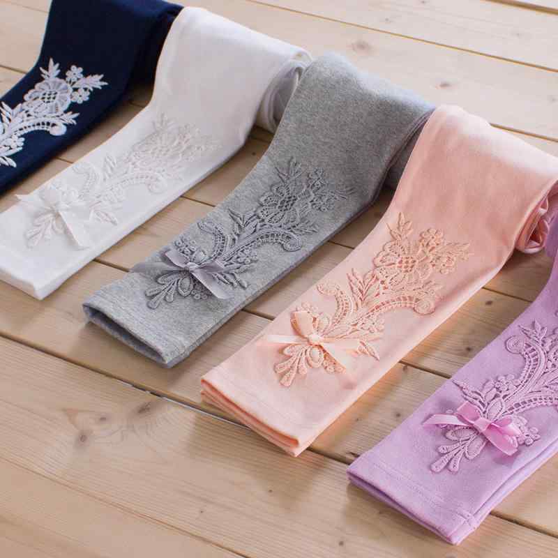 ・カテゴリ: レギンス・性別: 女性用・ウエスト: ミドルウエスト・ウエスト開閉: ゴムバンド・丈: フルレングス・素材構成: 綿95%.ポリウレタン5%・カラー展開: ホワイト.グレー.ピンク.ネイビー.バイオレット・基準: B分類