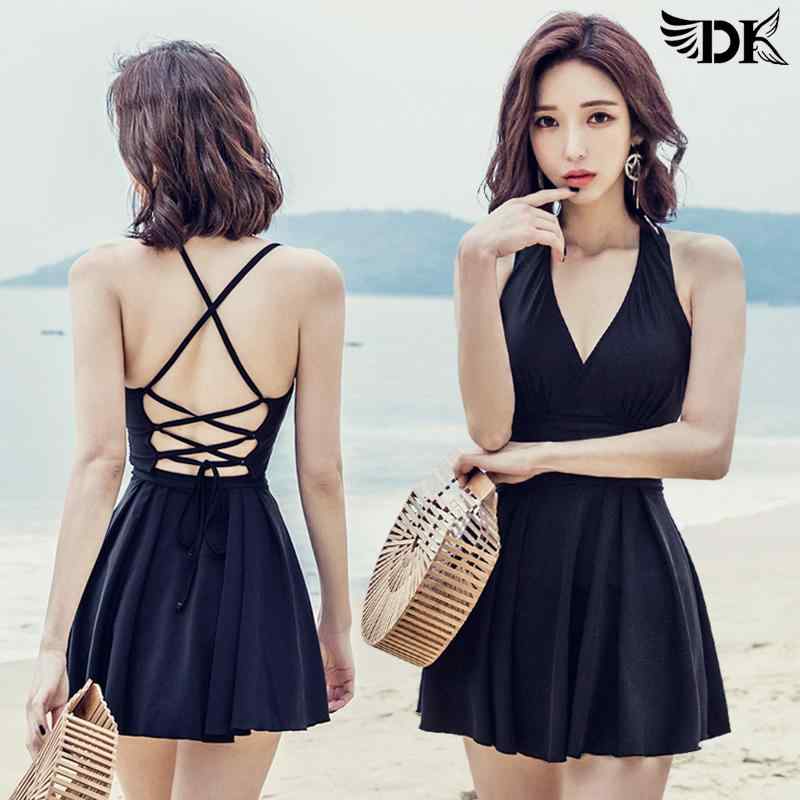 ・カテゴリ: カジュアル水着・スタイル: スカート付きワンピース水着・主な素材: ナイロン.スパンデックス・対象: 女性・袖丈: ノースリーブ・カラー展開: ワインレッド.ブラック・サイズ展開: M.L.XL.XXL・機能: アンダーワイヤ...