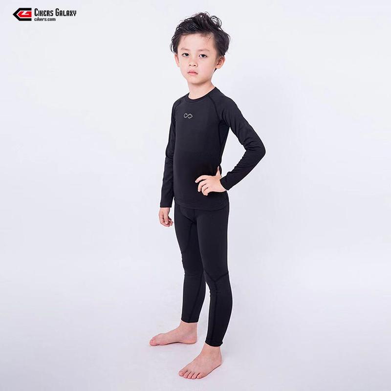 ・機能: 通気性・サイズ展開: 120 130 140 150 160 170・素材: ポリエステル・カラー展開: ブラック・袖丈: 長袖・着丈: ウエスト丈・フィット: スリム・性別: 男女兼用・用途: ヨガ.ダンス.フィットネス