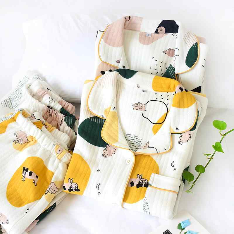 ・・セット内容: 2点セット・柄: キャラクタープリント・パンツ丈: ロング丈・素材: キルティングニット・対象: レディース・ウエスト: ゴム・用途: ルームウェア・季節: 冬・厚さ: 厚手・袖丈: 長袖・襟元: 開襟・前開き: 前ボタン...