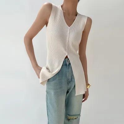 スタイル: オフィス シルエット: ゆったり デザイン: サスペンダー付き 厚さ: 薄手 丈: 標準 前立て: シングルボタン 柄: 無地 サイズ: S.M.L カラー: ブラック.ホワイト