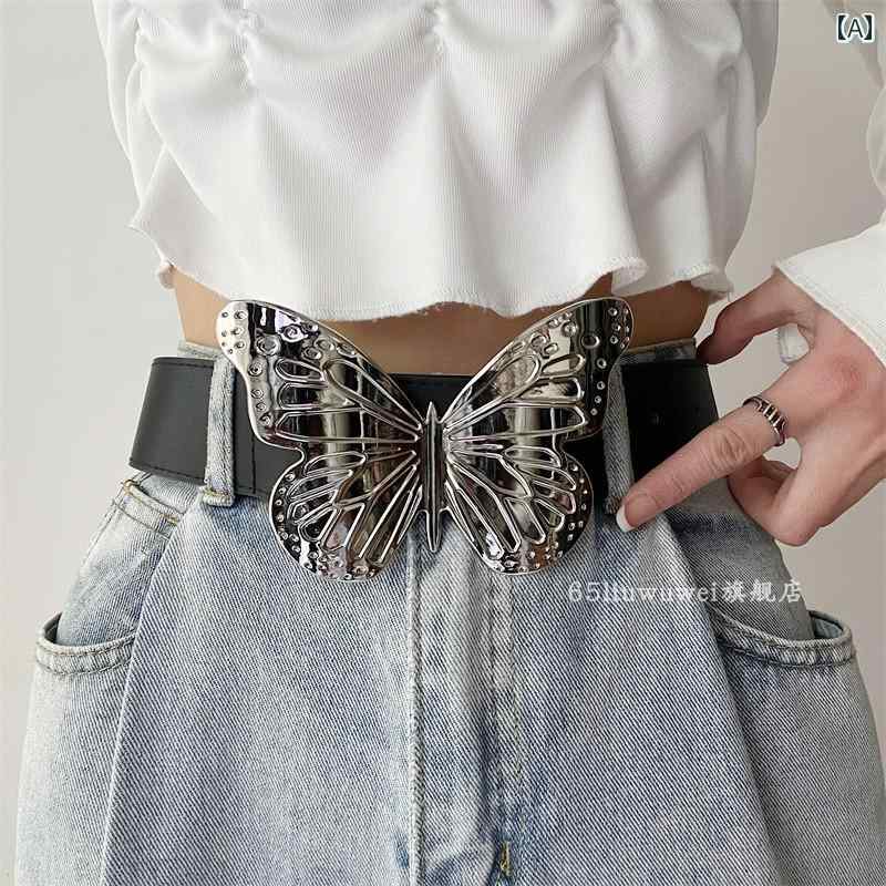 素材: PU（合皮） カラー: ブラック.ローズレッド バックル素材: 合金 バックルタイプ: 平滑バックル 幅: 4.3cm 長さ: 105cm デザイン: ワイドベルト