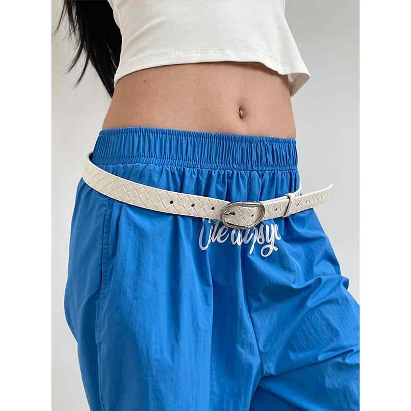 スタイル: ベーシック デザイン: ウエストベルト付き 素材: PUレザー（合皮） バックル素材: 合金 カラー: ブラック.ホワイト 性別: ユニセックス