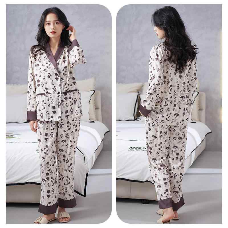 生地素材構成：ポリエステル繊維96.5 ポリウレタン弾性繊維(スパンデックス)3.5