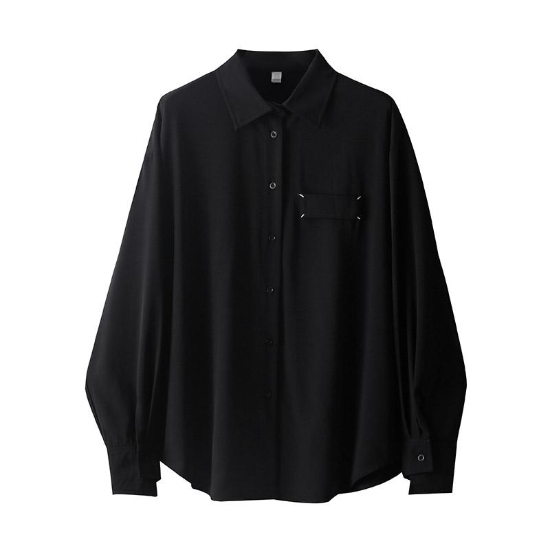 サイズ: S.M.L 柄: 無地 襟型: テーラードカラー 前立て: シングルブレスト カラー: ブラック 袖型: バルーンスリーブ 袖丈: 長袖 着丈: 標準 シルエット: ストレート デザイン: ポケット付き