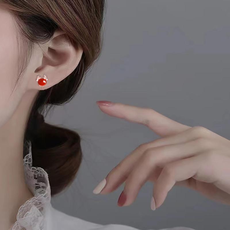 イヤリング おしゃれ 動物 赤 瑪瑙 干支 ドラゴン 新年 エスニック 合金 メッキ ピアス アクセサリー シンプル 普段使い おでかけ プレゼント 軽量 小さめ