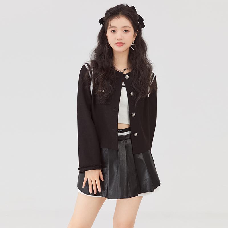 サイズ: L.XL.XXL.XXXL.M 柄: 無地 ネックライン: クルーネック カラー: ブラック 袖タイプ: 標準 セットタイプ: 単品 袖丈: 長袖 厚み: 通常 丈: ショート シルエット: ゆったり デザイン: ポケット付き 服...