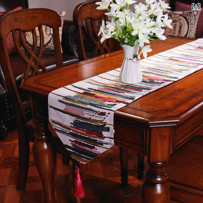 おしゃれ テーブルランナー アメリカン カントリー調 幾何学模様 ダイニング 卓上クロス サイドボード キャビネット 装飾 カバー布 タッセル付き ピンク 緑 青