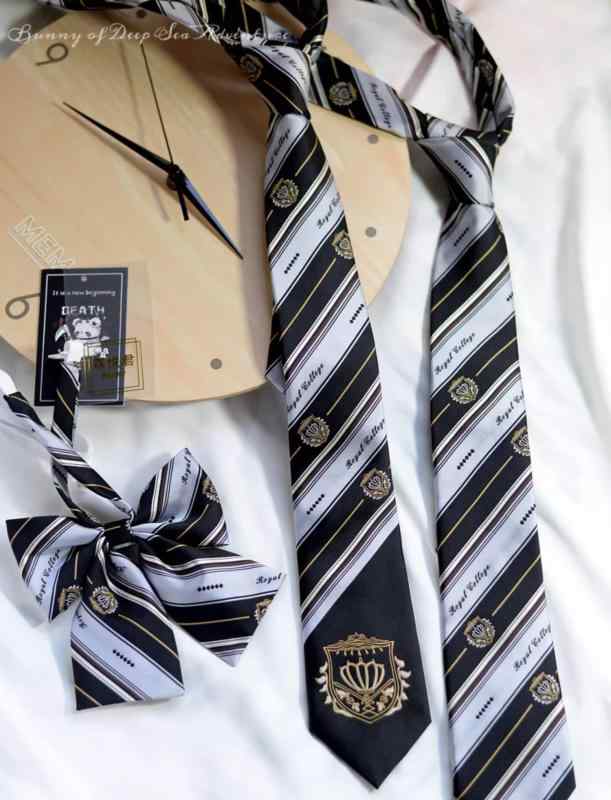 素材: ポリエステル裏地素材: ポリエステルネクタイ幅：普通タイプ（7cm～12cm）サイズ: 7cm