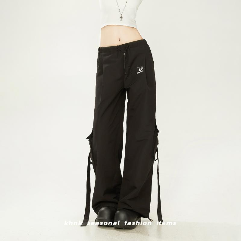 デザイン: ポケット付き シルエット: ストレート ウエスト: ナチュラルウエスト パンツ丈: ロング サイズ: S.M.L.XL 生地加工: プリント タイプ: ワイド 生地の カラー: ブラック.イエロー.ホワイト